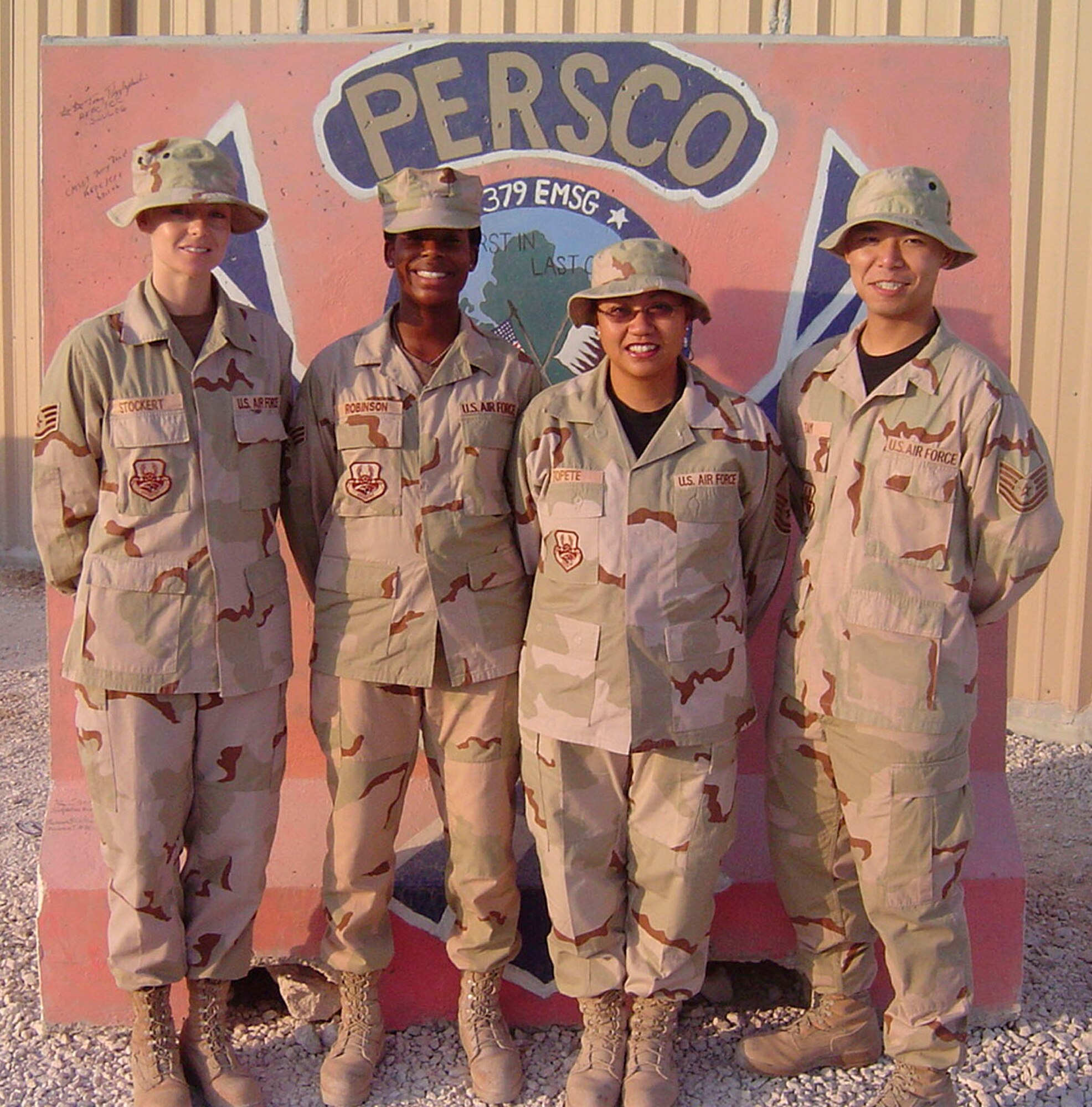 349th Reserve personnel 'play in the sand box' > 349th Air Mobility ...