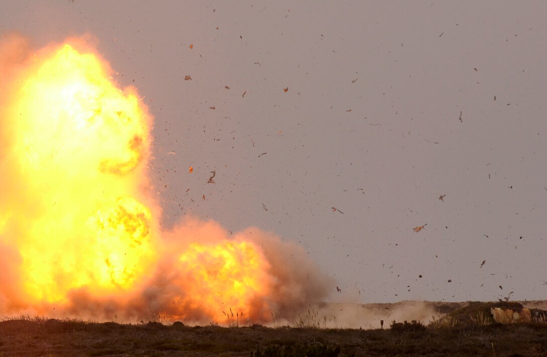 EOD prepares for FBI post-blast investigator training