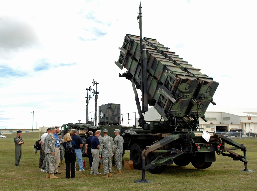 Members of the 74th Joint Civilian Orientation Conference view a ...