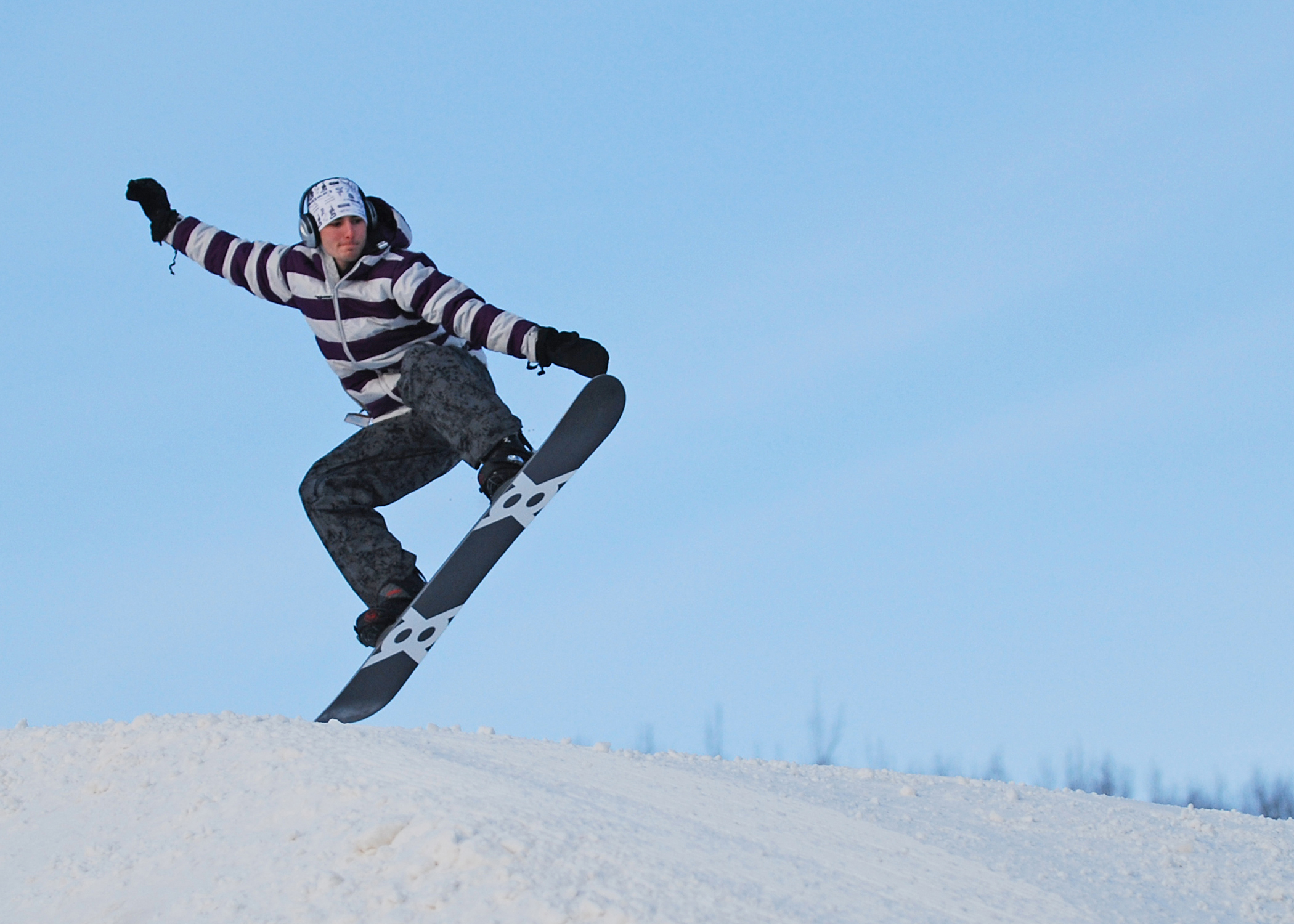 Snowboarding In Alaska: A Guide For Your Snowy Adventure