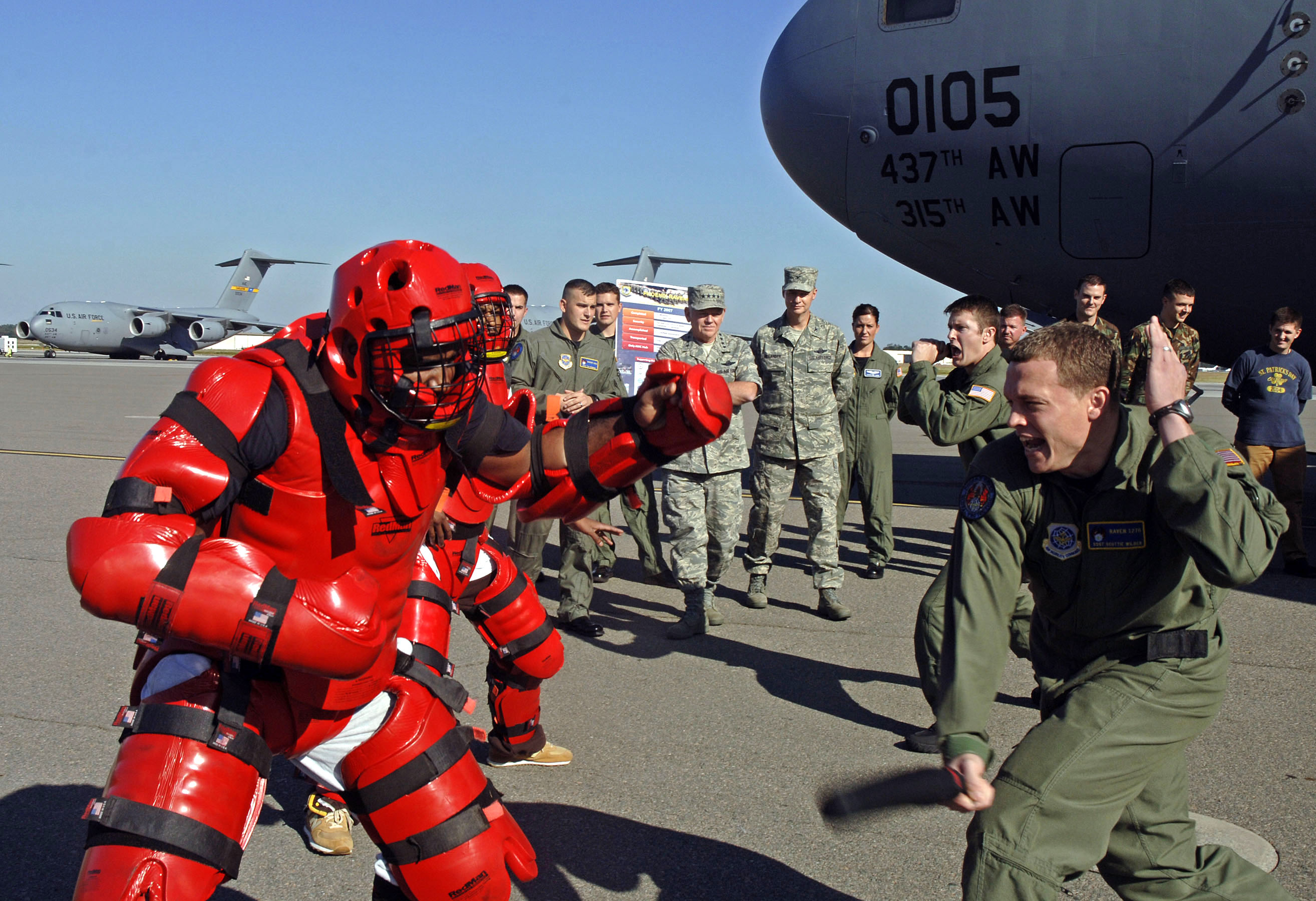 AMC Commander visits CAFB > Joint Base Charleston > News
