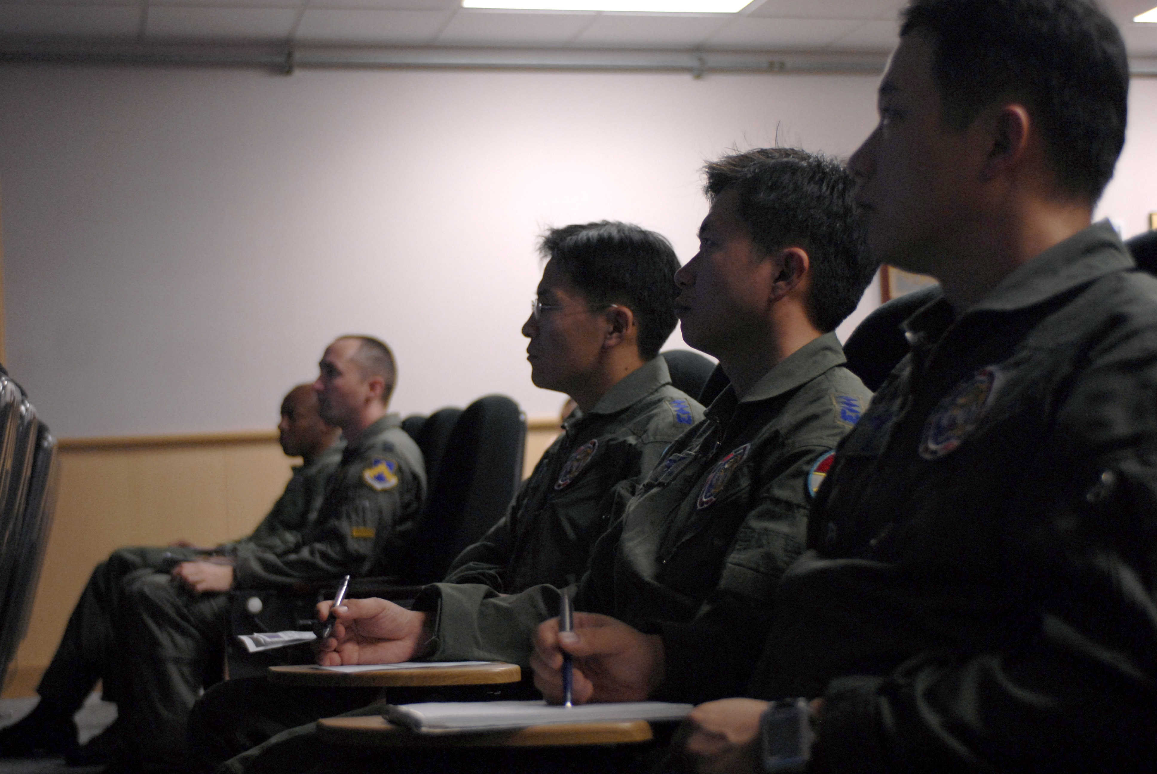 8 FW commander, ROKAF fly in training mission > Kunsan Air Base ...