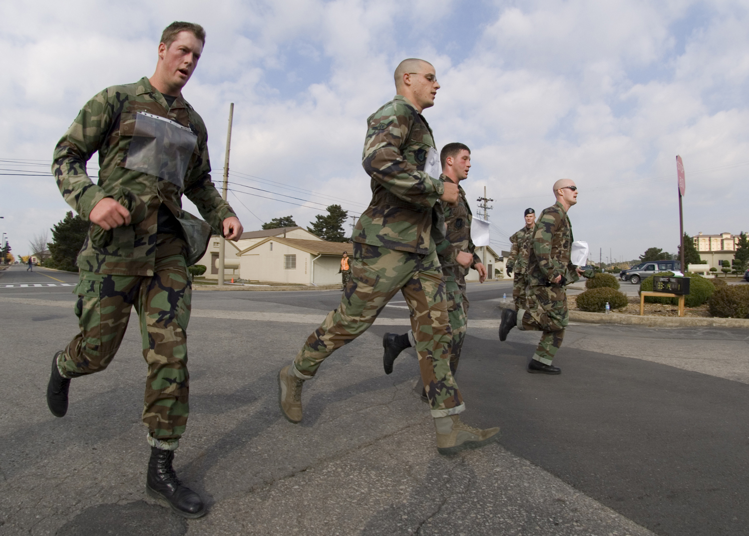 Kunsan Airmen participate in Ruck/Run competition > Kunsan Air Base ...