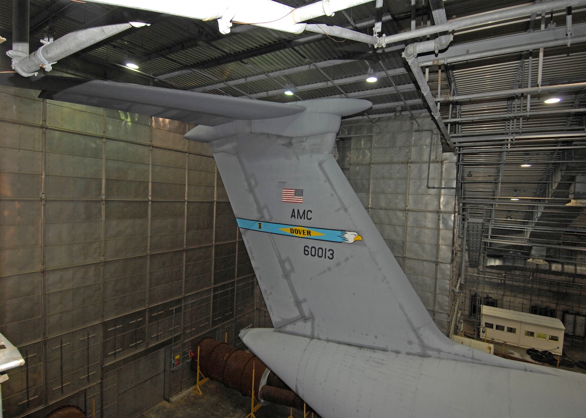 C-5M undergoes testing at world's largest climatic laboratory > Eglin ...