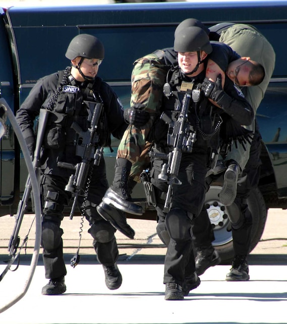 Exercise tests Travis' ability to respond > United States Marine Corps ...