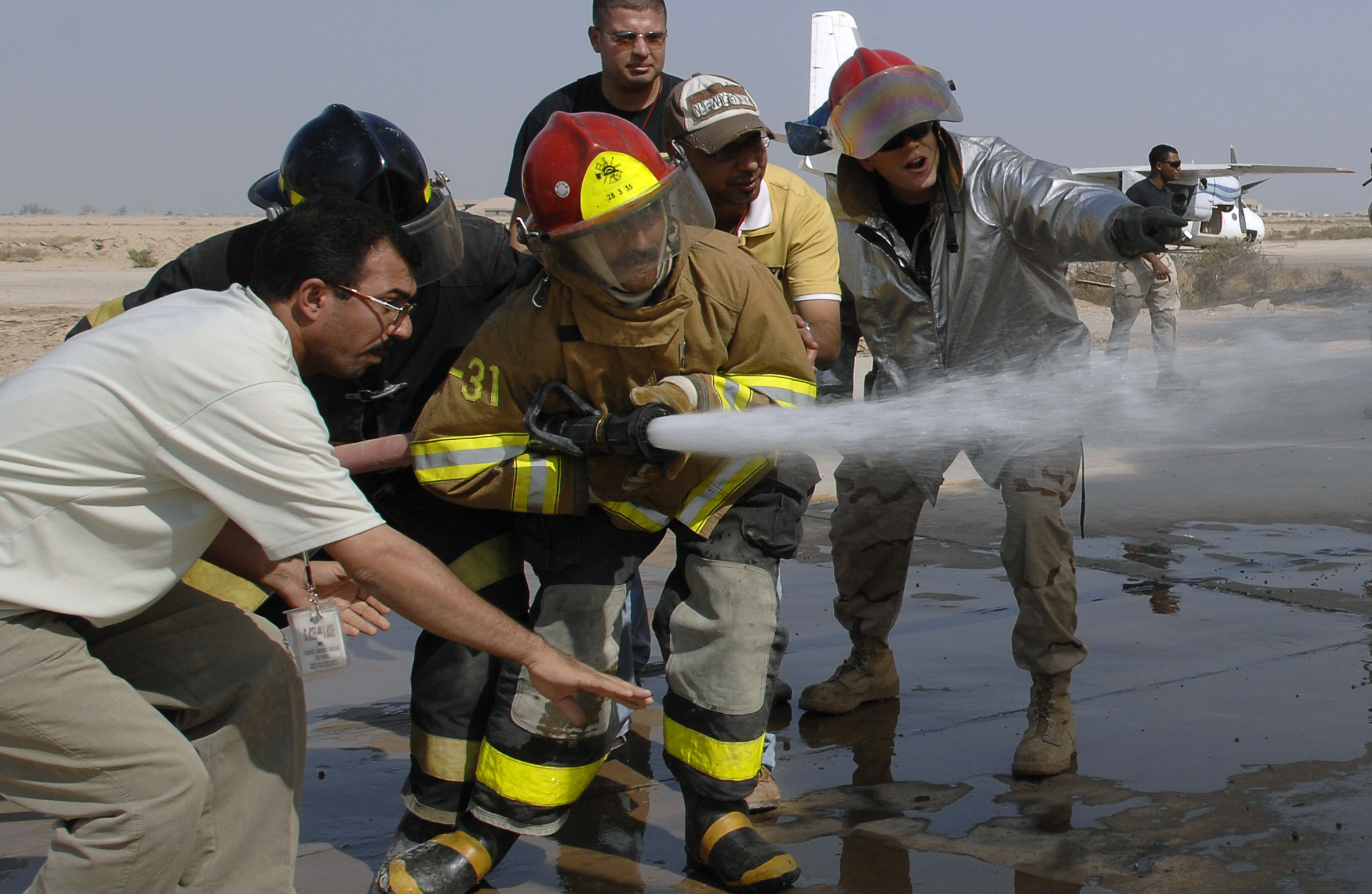 Air Force firefighters teach Iraqis blaze fighting basics > Air Force ...
