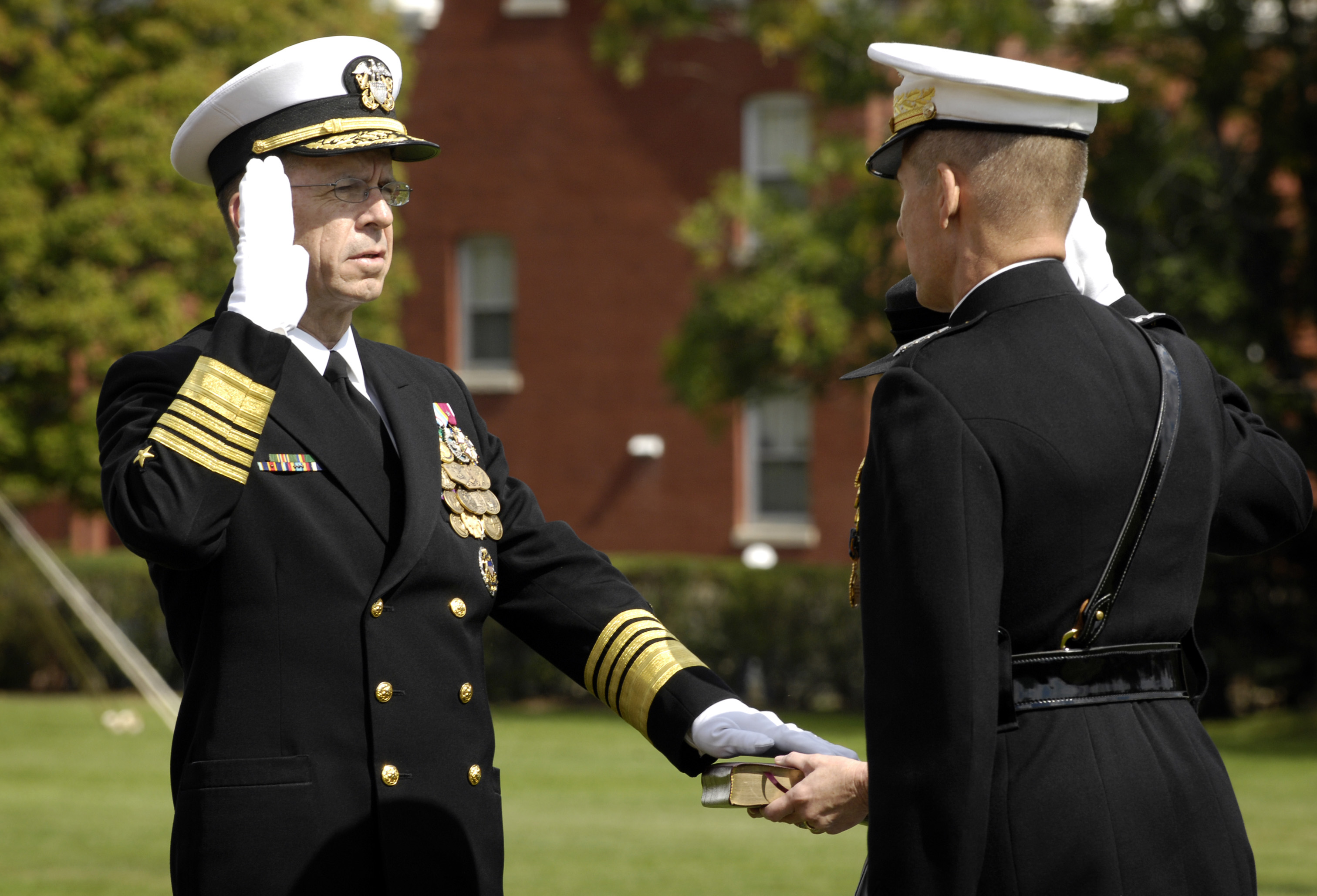 Mullen becomes 17th JCS chairman > Air Force > Article Display