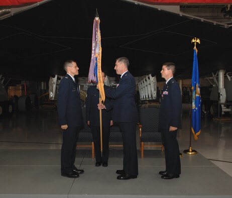 393d receives new commander > Whiteman Air Force Base > News