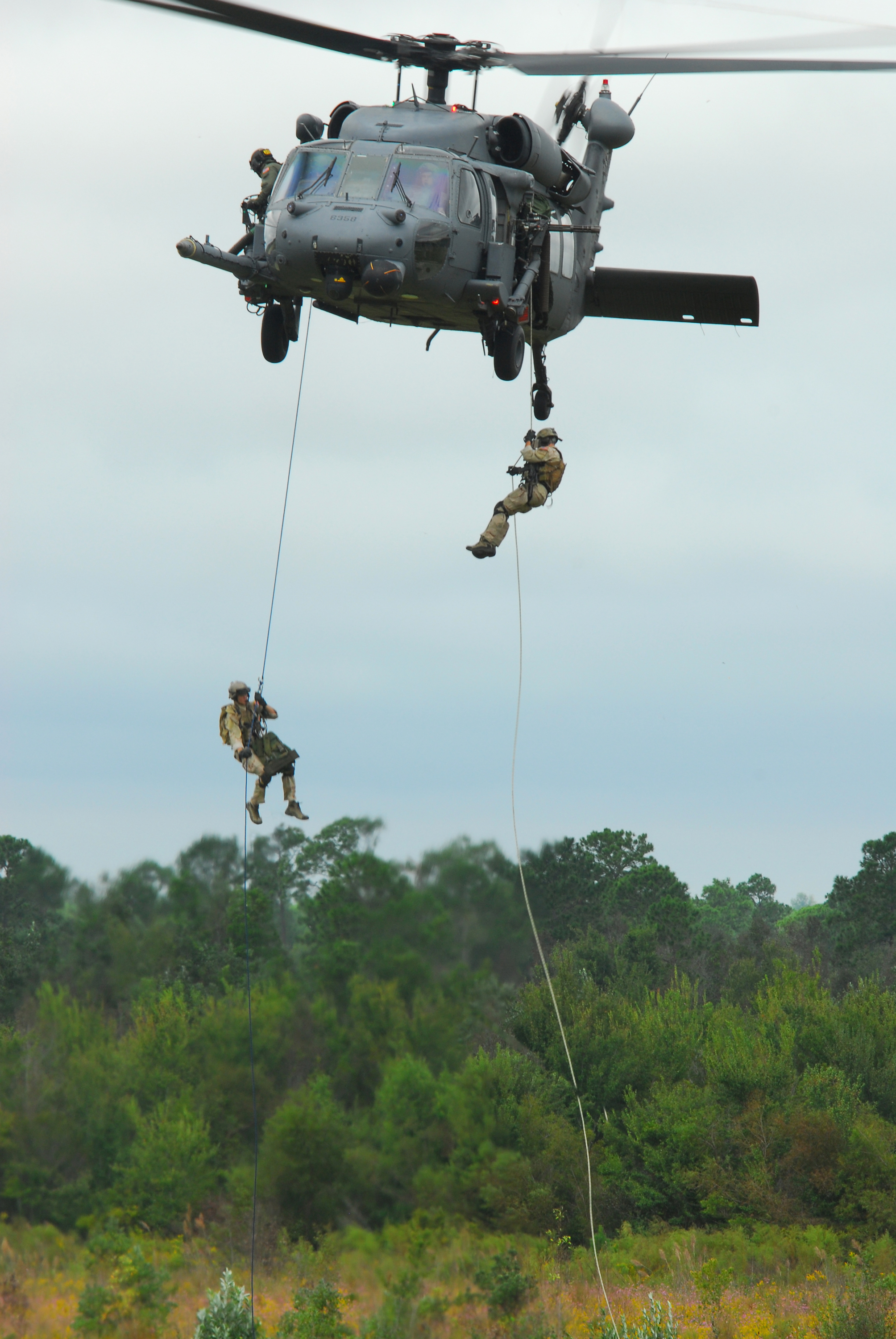 Flying Tiger CSAR demonstration > Air Combat Command > Article Display