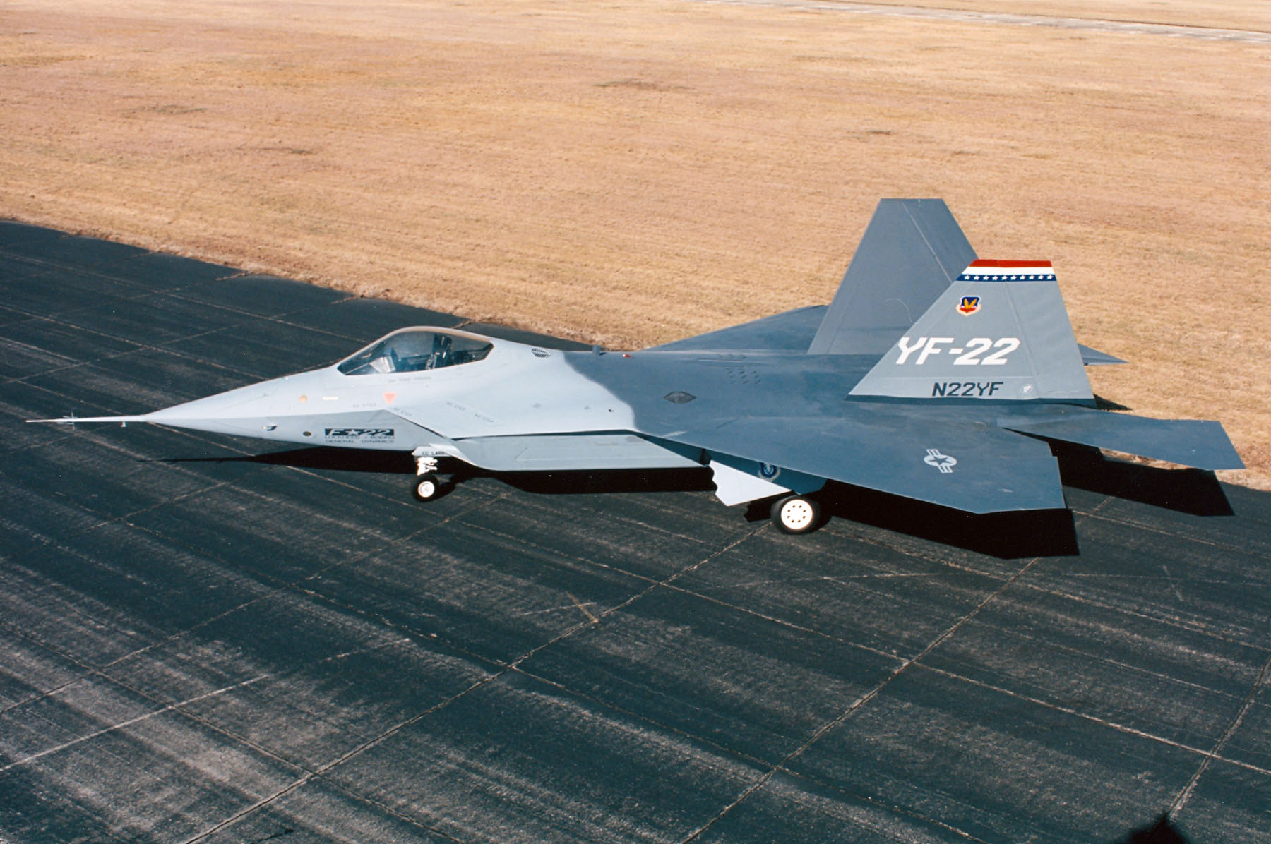 Lockheed-Boeing-General Dynamics YF-22