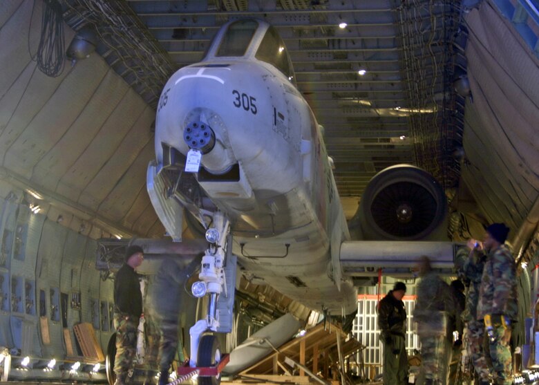 Eielson's last A-10 carried on final flight > U.S. Air Force > Article ...