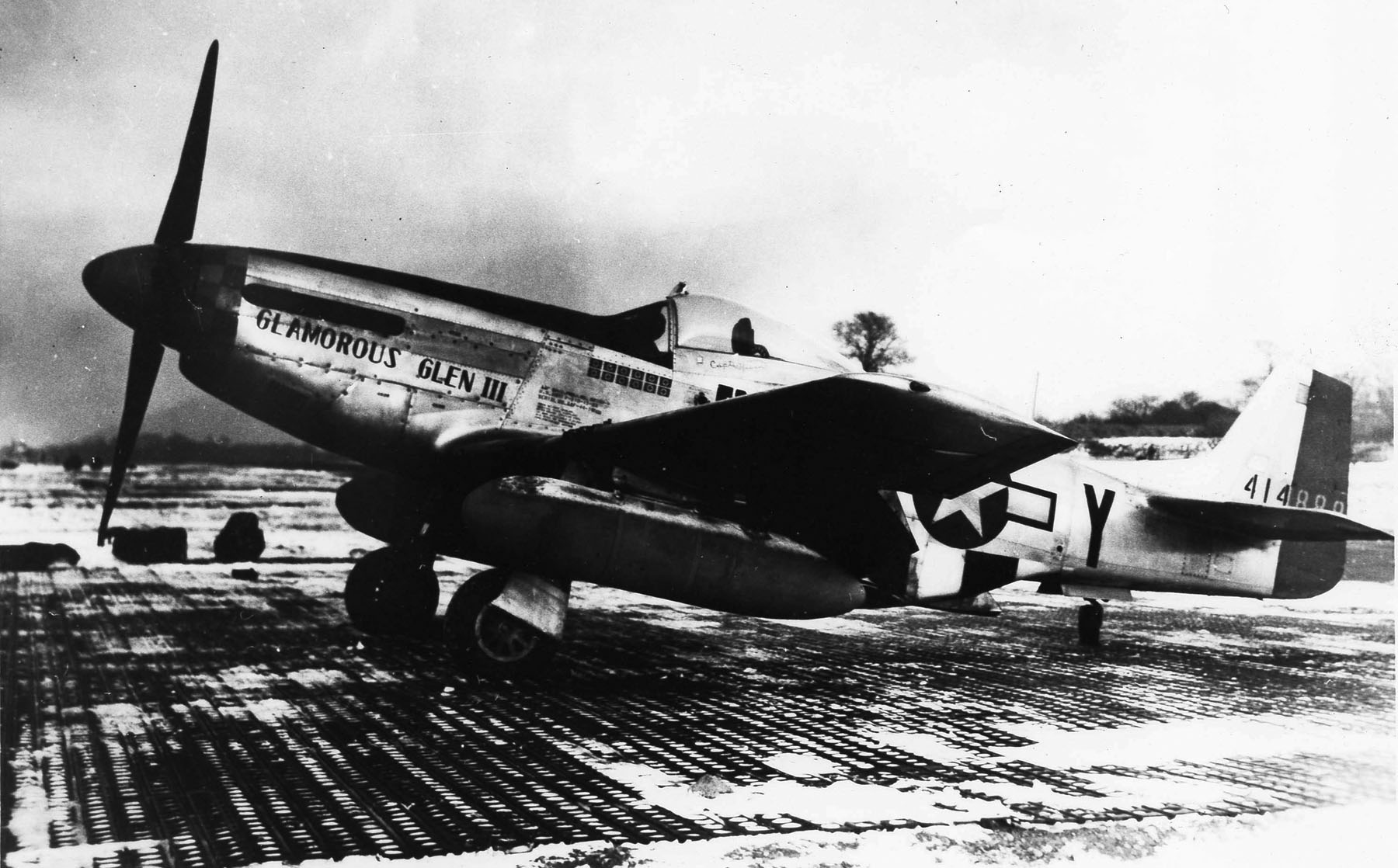 File:P51-1 300.jpg - Wikipedia