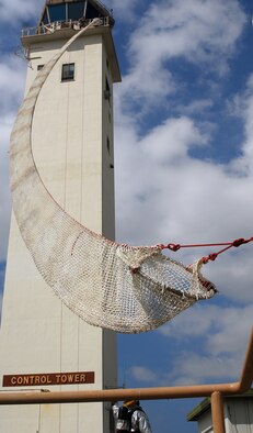 Control tower simulates a fire > Pacific Air Forces > Article Display