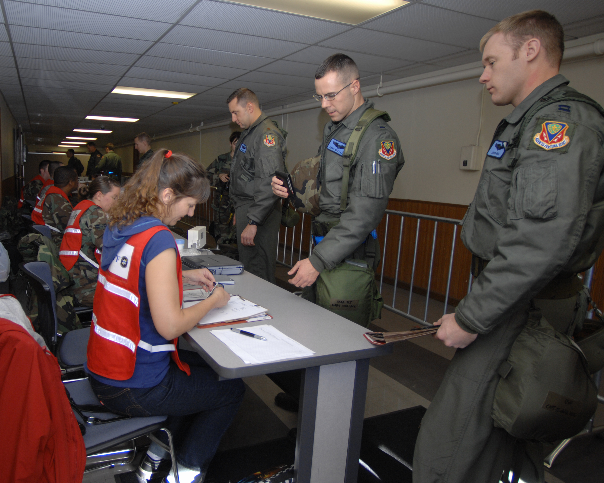 Gunfighters simulate war-time operations > Air Combat Command > News