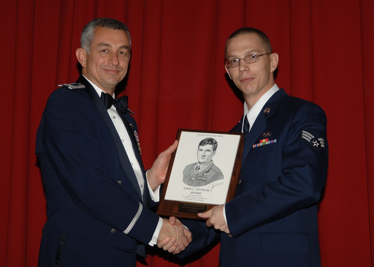 27 Fairchild senior airmen graduate ALS > Fairchild Air Force Base ...