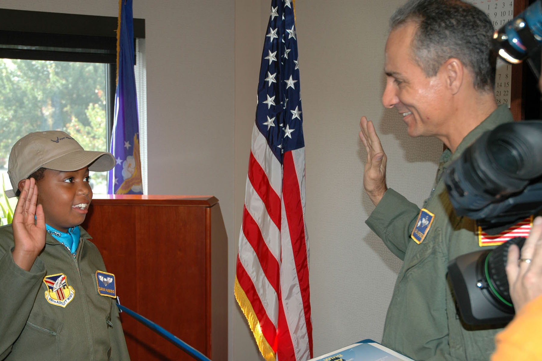 910th Airlift Wing welcomes 30th Pilot for a Day > Youngstown Air ...