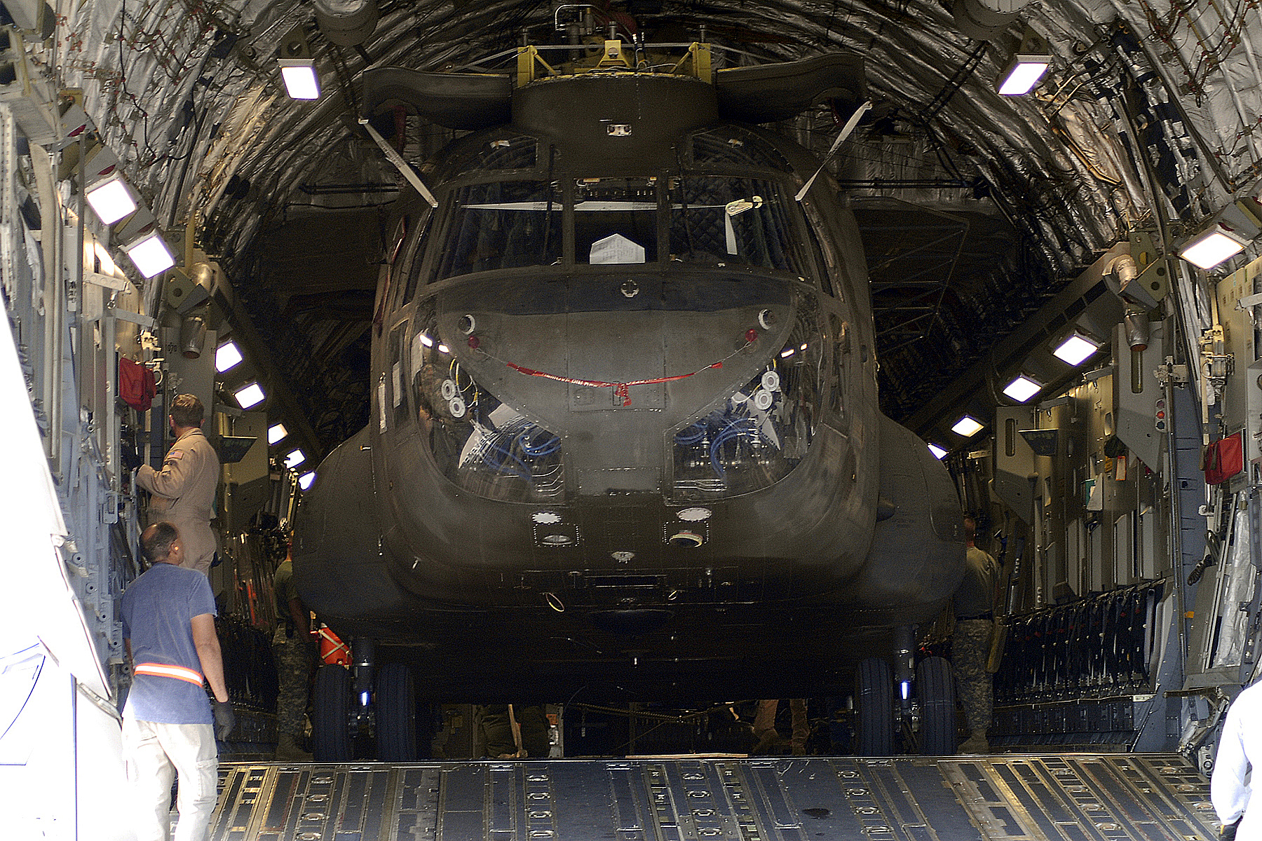 Chinook shipment a joint effort by Army, Air Force > Peterson and ...