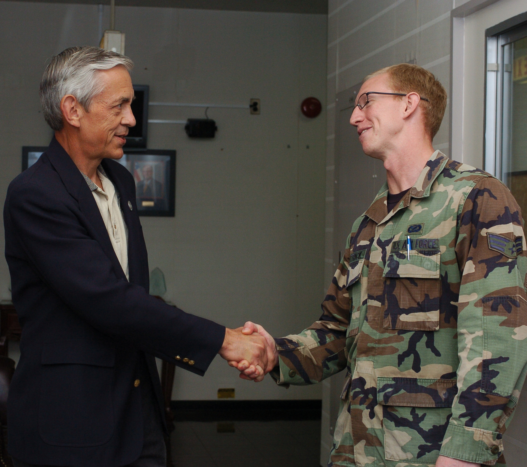 Mr. Craig W. Duehring visits Yokota Airmen