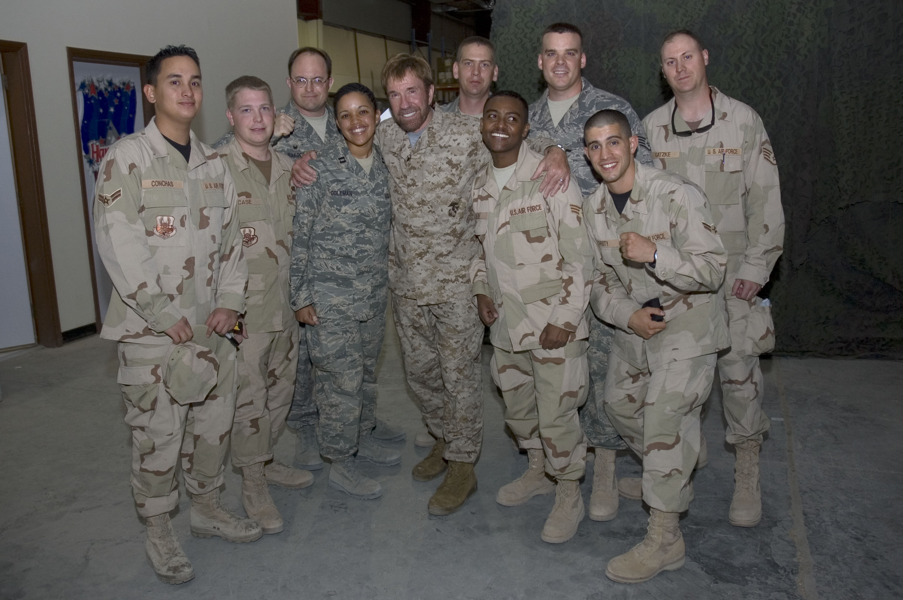 Chuck Norris visits deployed troops > U.S. Air Forces Central > Display