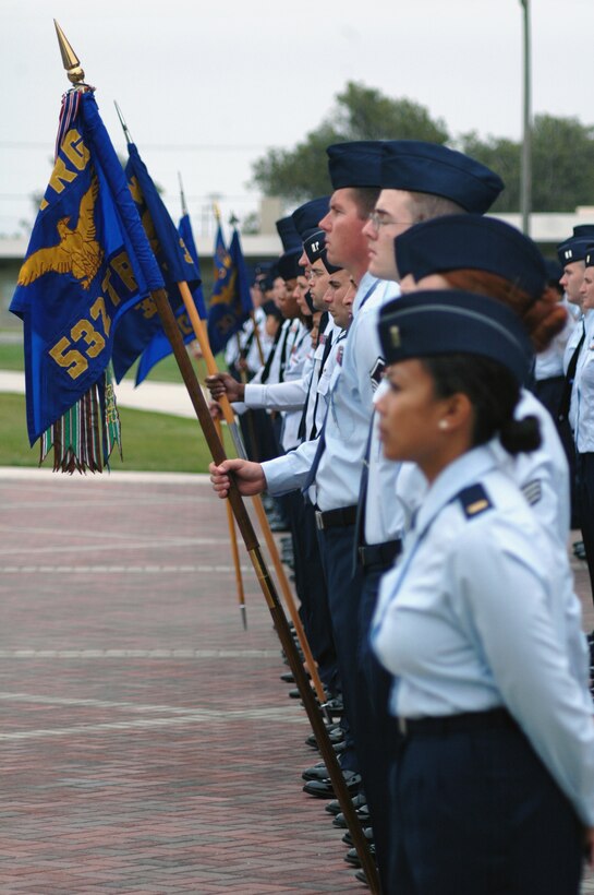 Team V holds retreat, ceremony to wish happy birthday to AF