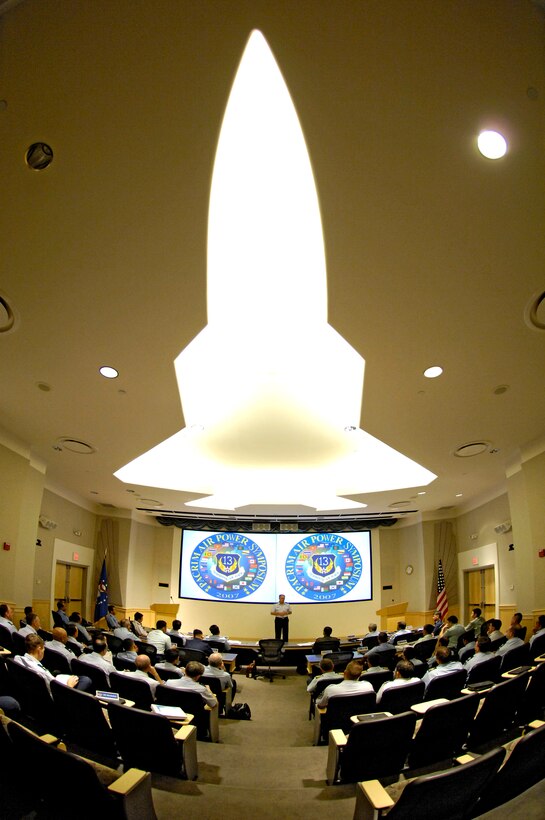 Pacific Rim Airpower Symposium provides forum