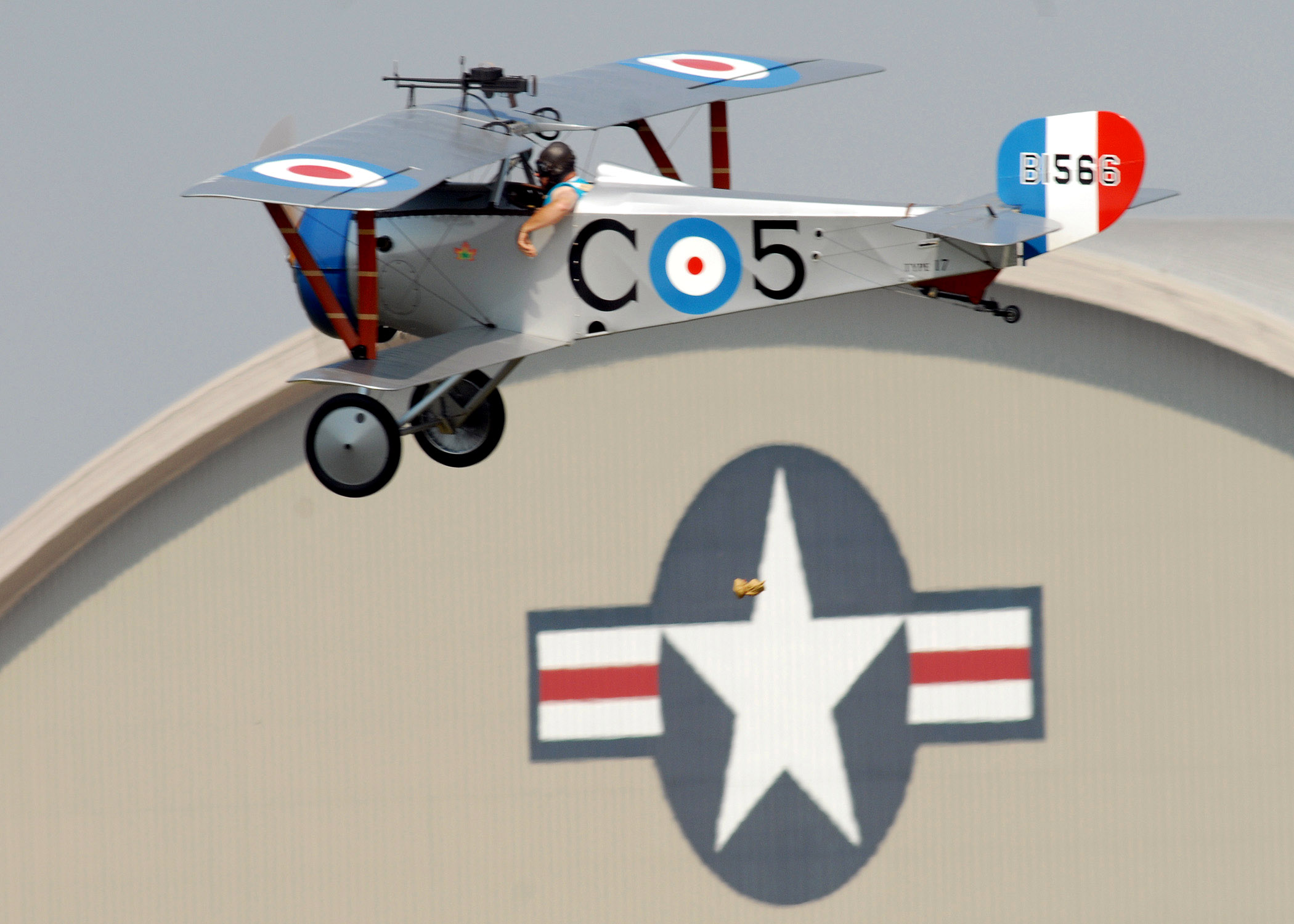 World War 1 Fly In > Air Force > Article Display