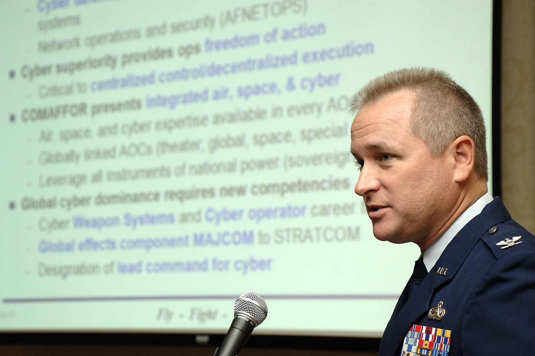 Air Force leaders discuss need to control cyberspace > Air Force ...