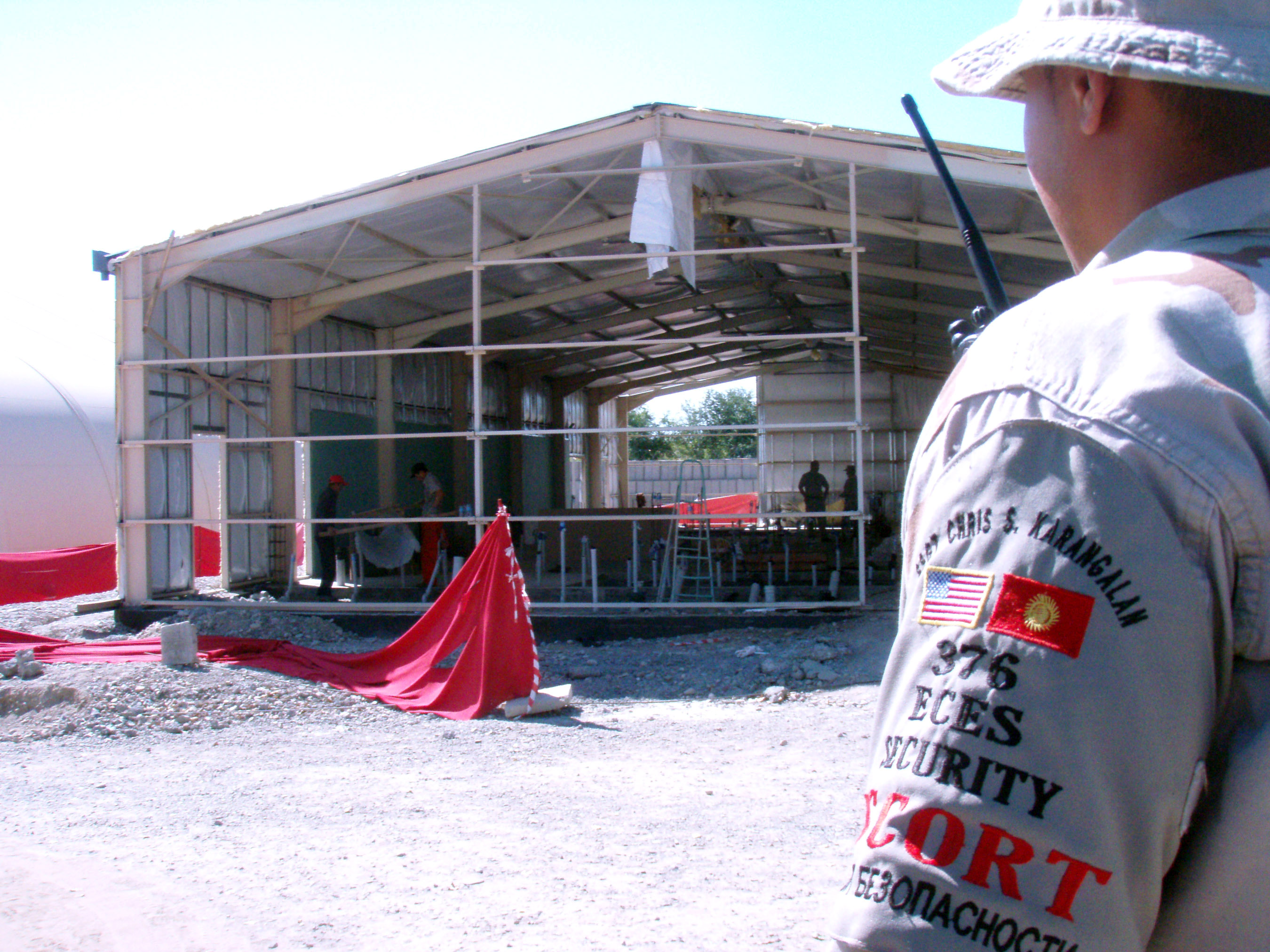 Security escorts accomplish vital mission > Air Force > Display