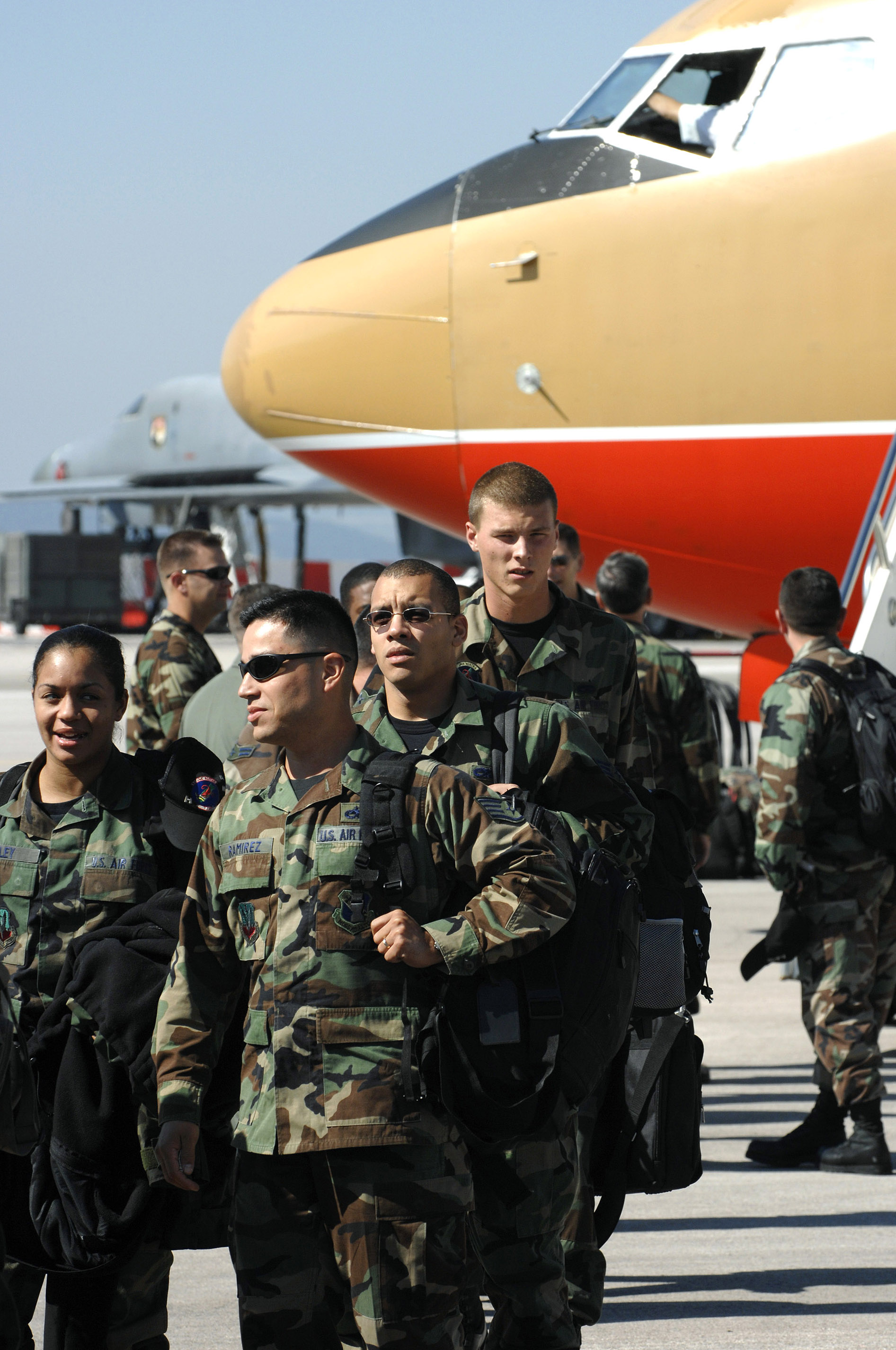 Dyess Airmen, aircraft arrive at Ellsworth > Air Force > Article Display