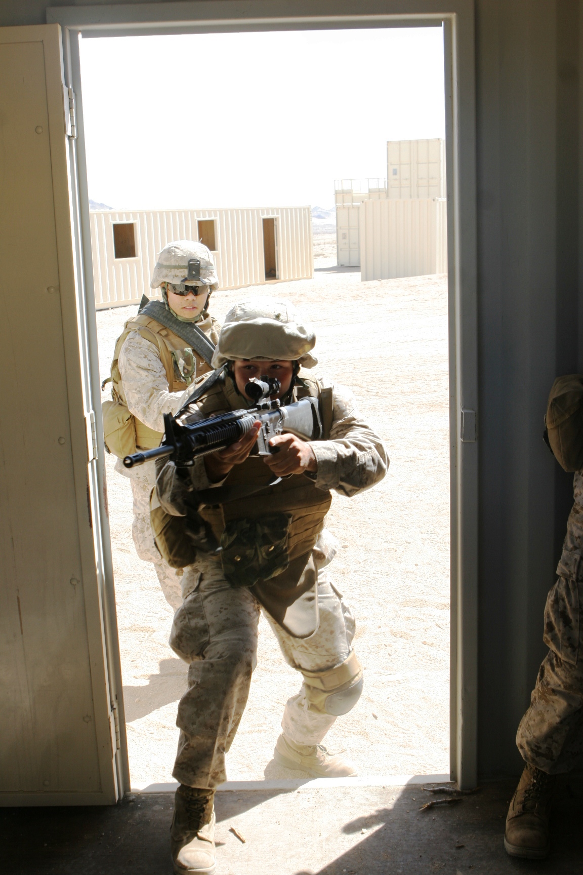 2/24 Marines, high school pals deploy together > Marine Corps Air ...