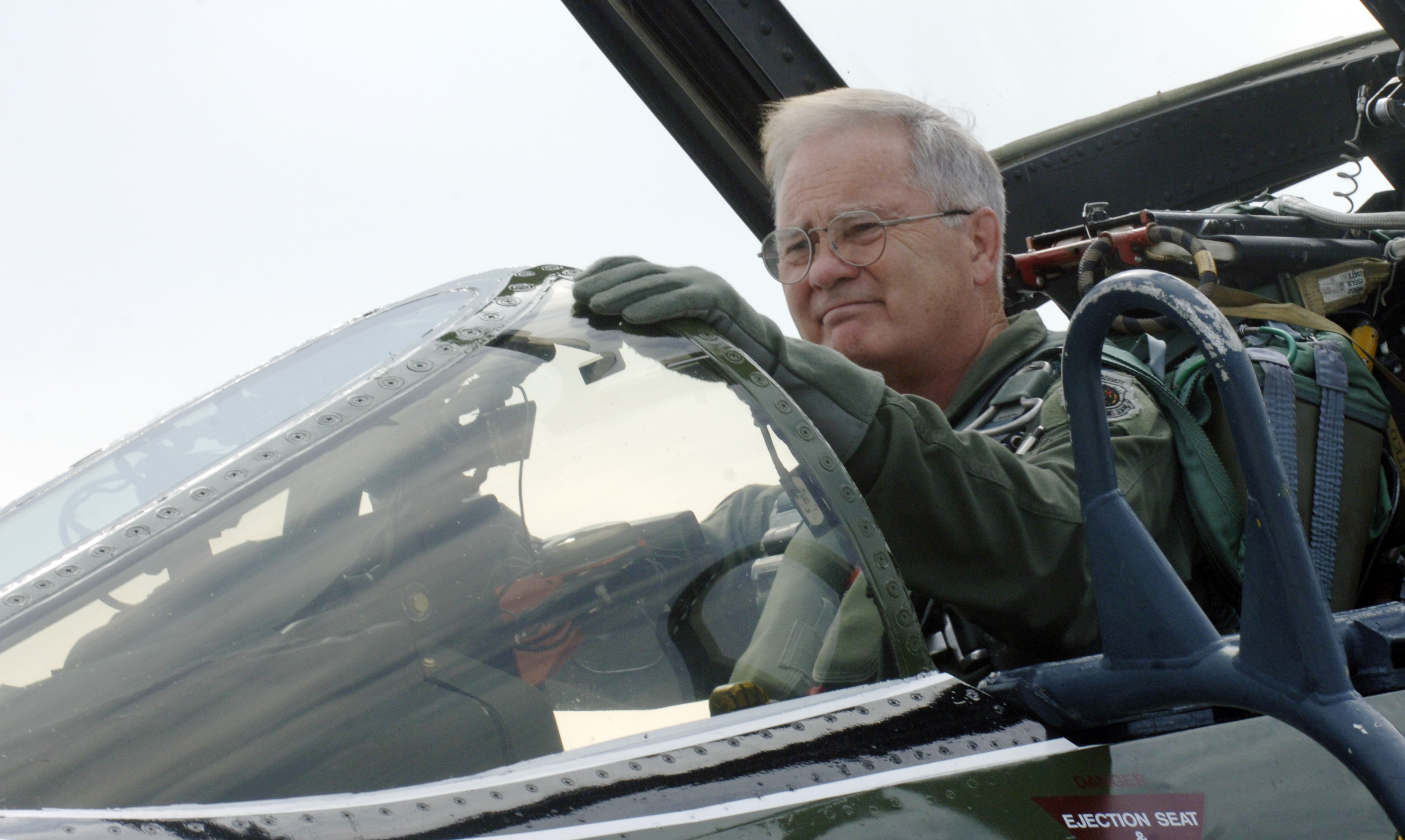 Gen. Keys logs final flight > 53rd Wing > News