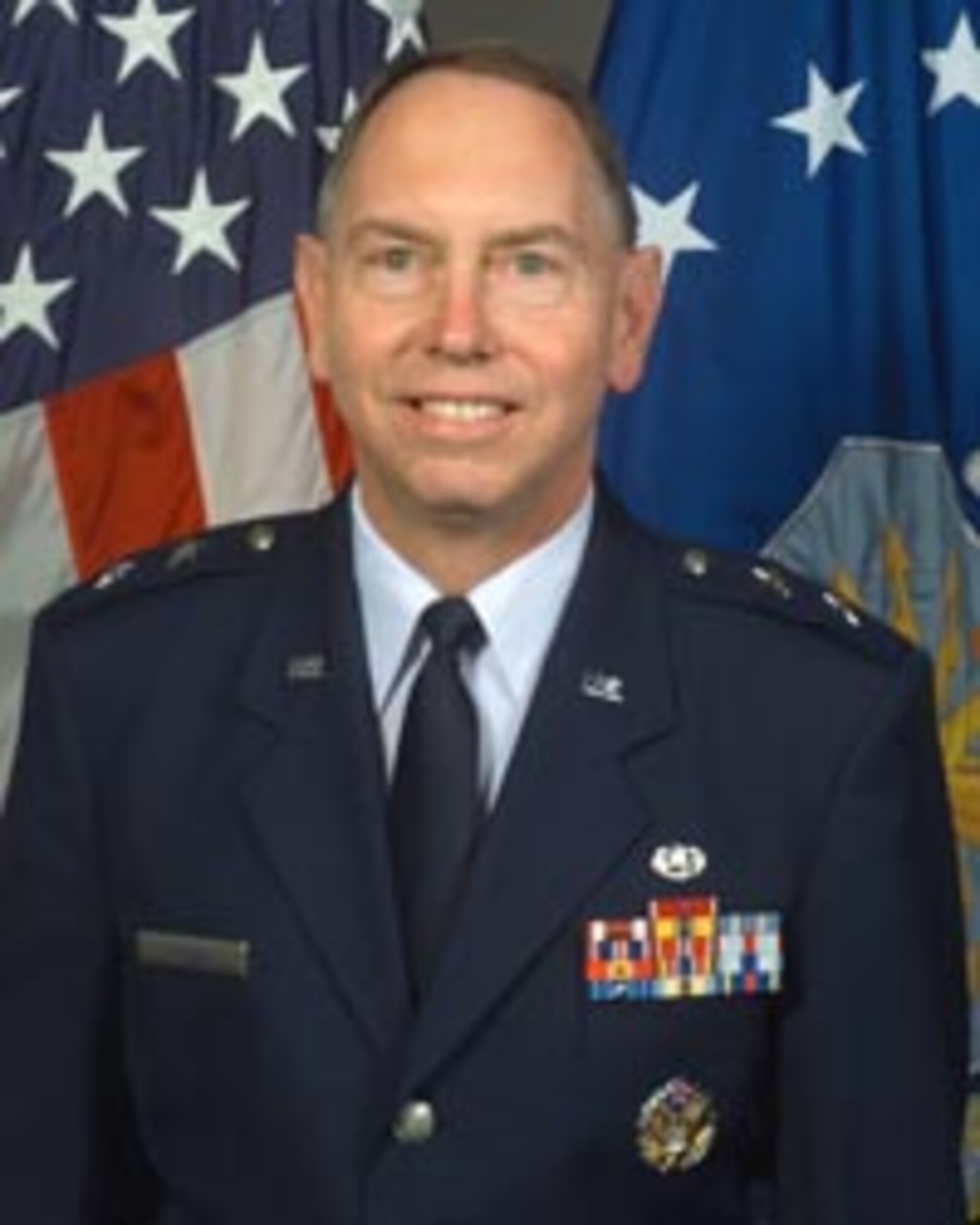 MAJOR GENERAL RICHARD D. ROTH > Air Force > Biography Display