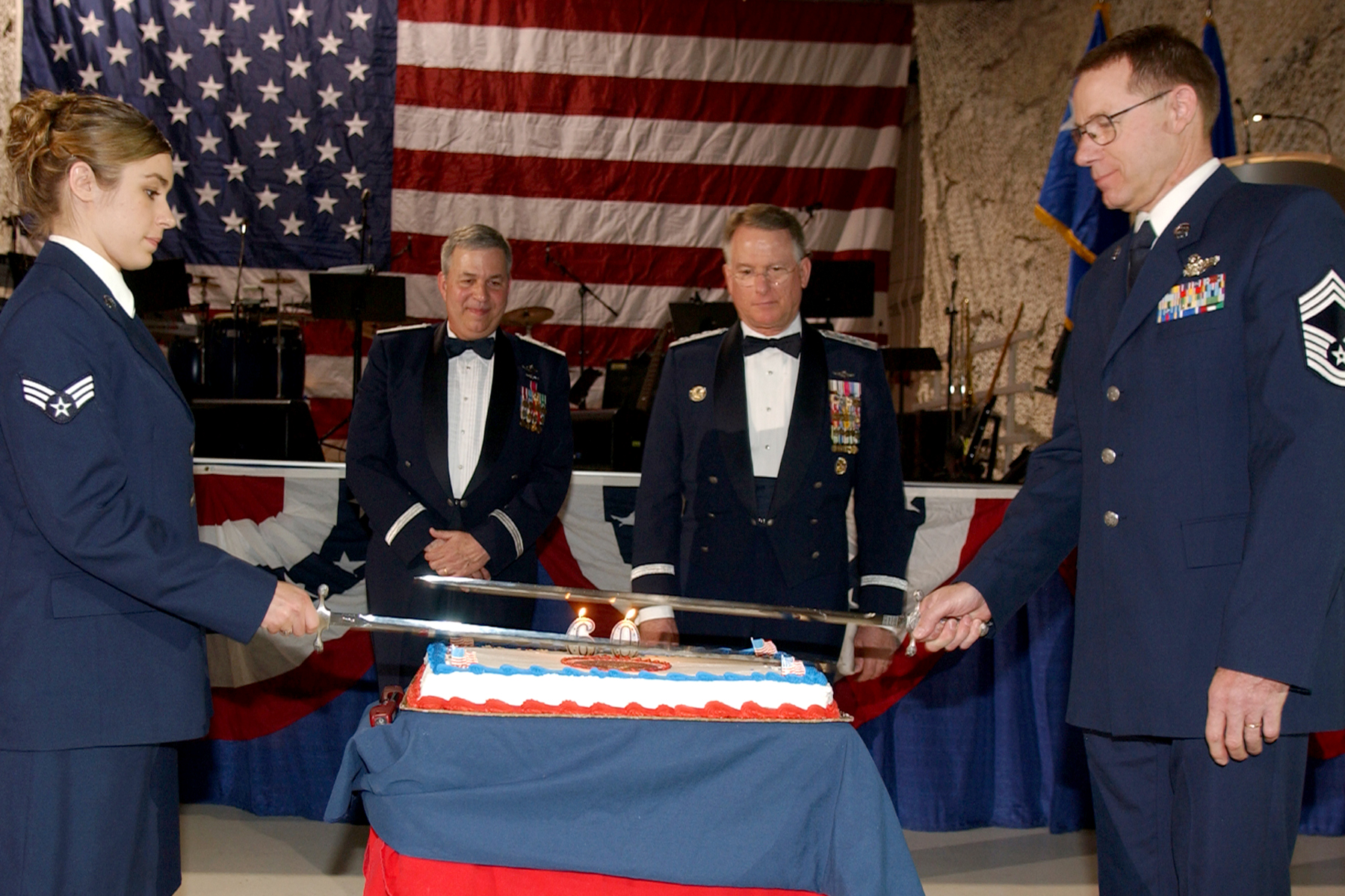 Cutting the cake > Grissom Air Reserve Base > Article Display