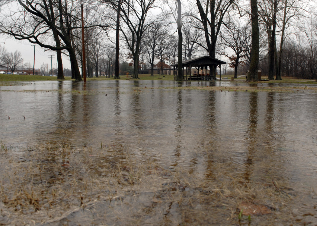 Highest March precipitation in 60 years hits Scott > Scott Air Force ...