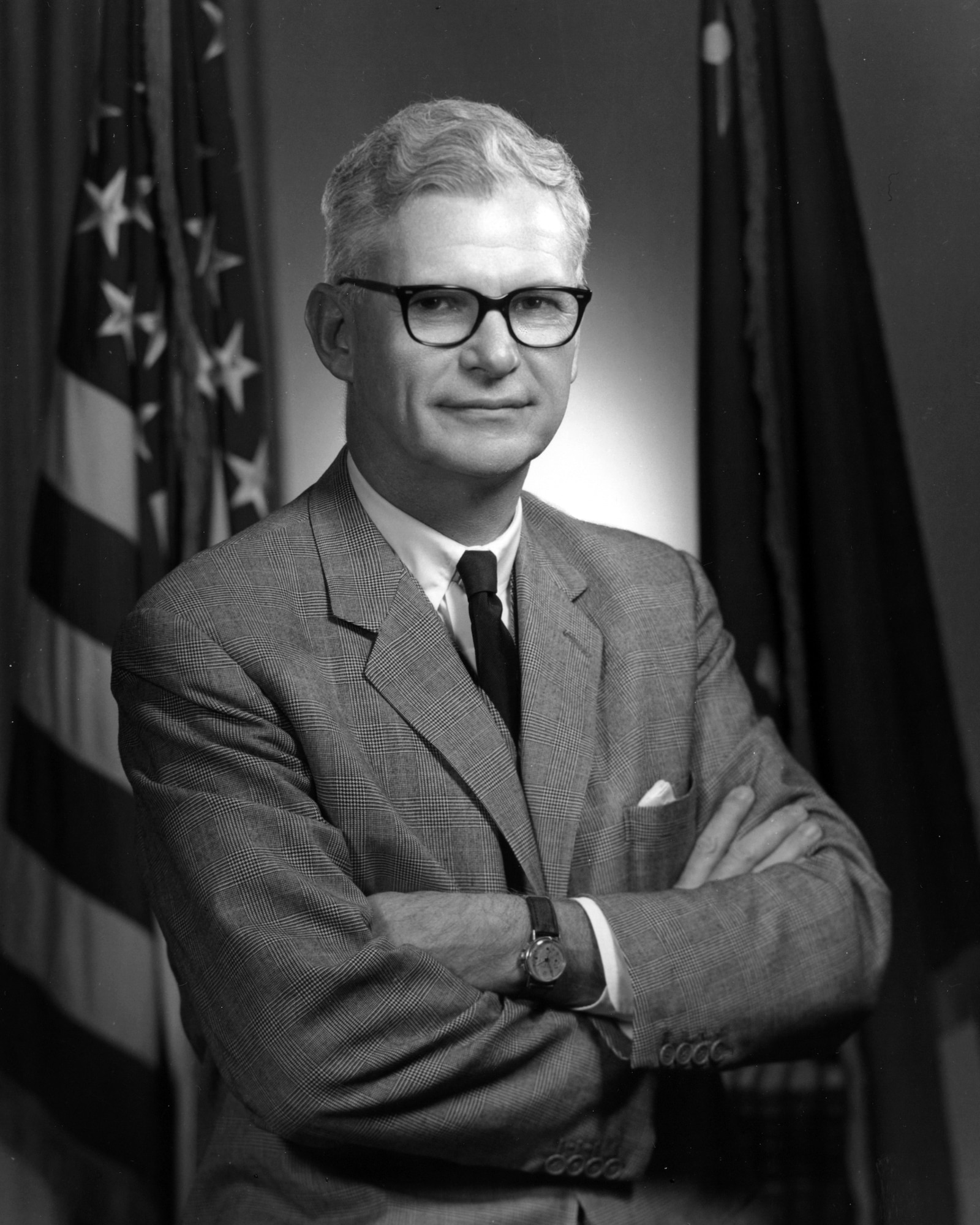 DR. ROBERT CHANNING SEAMANS JR. > Air Force > Biography Display