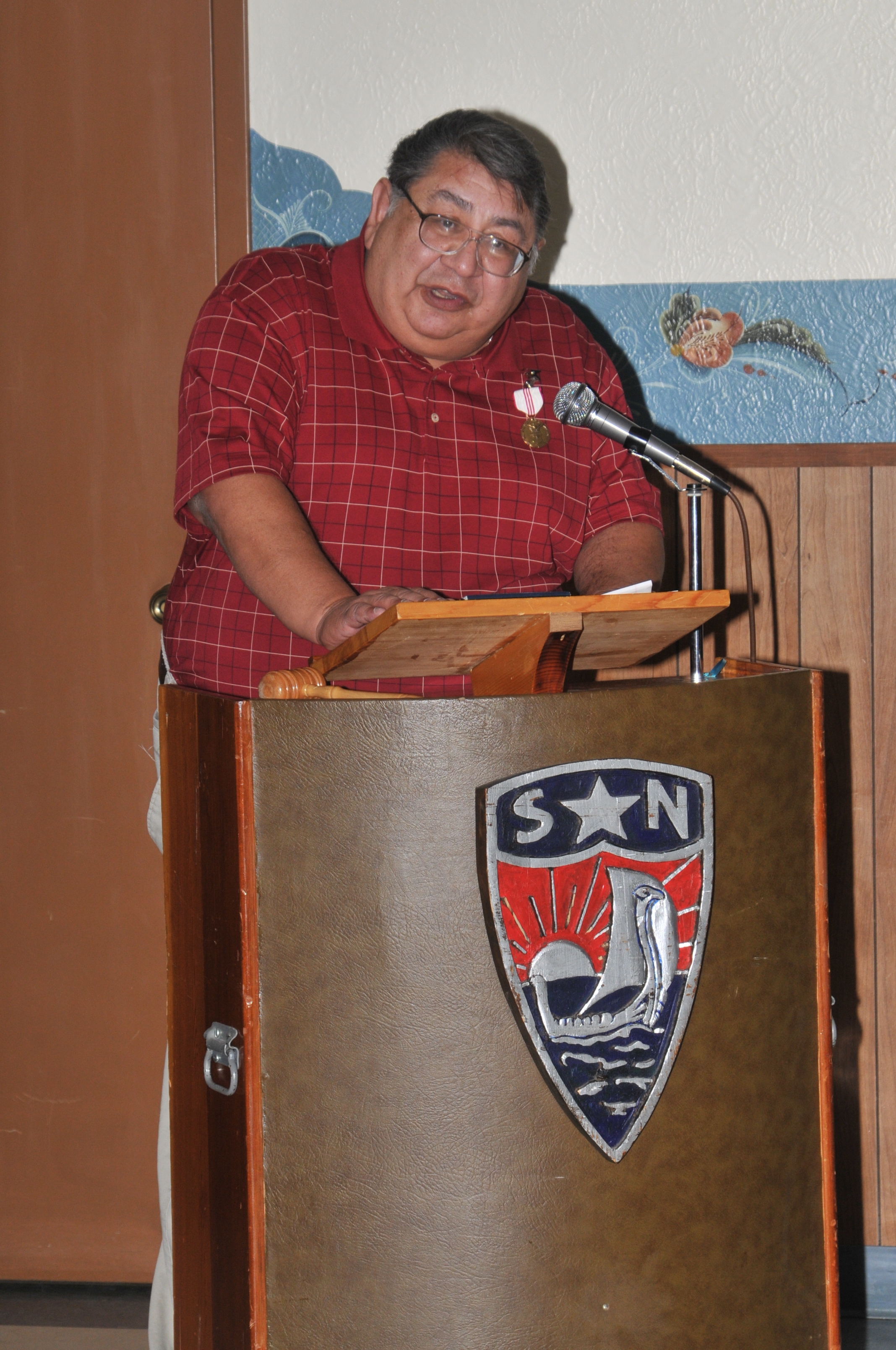 Peterson sports reporter reflects on base sports legacy > Peterson and ...