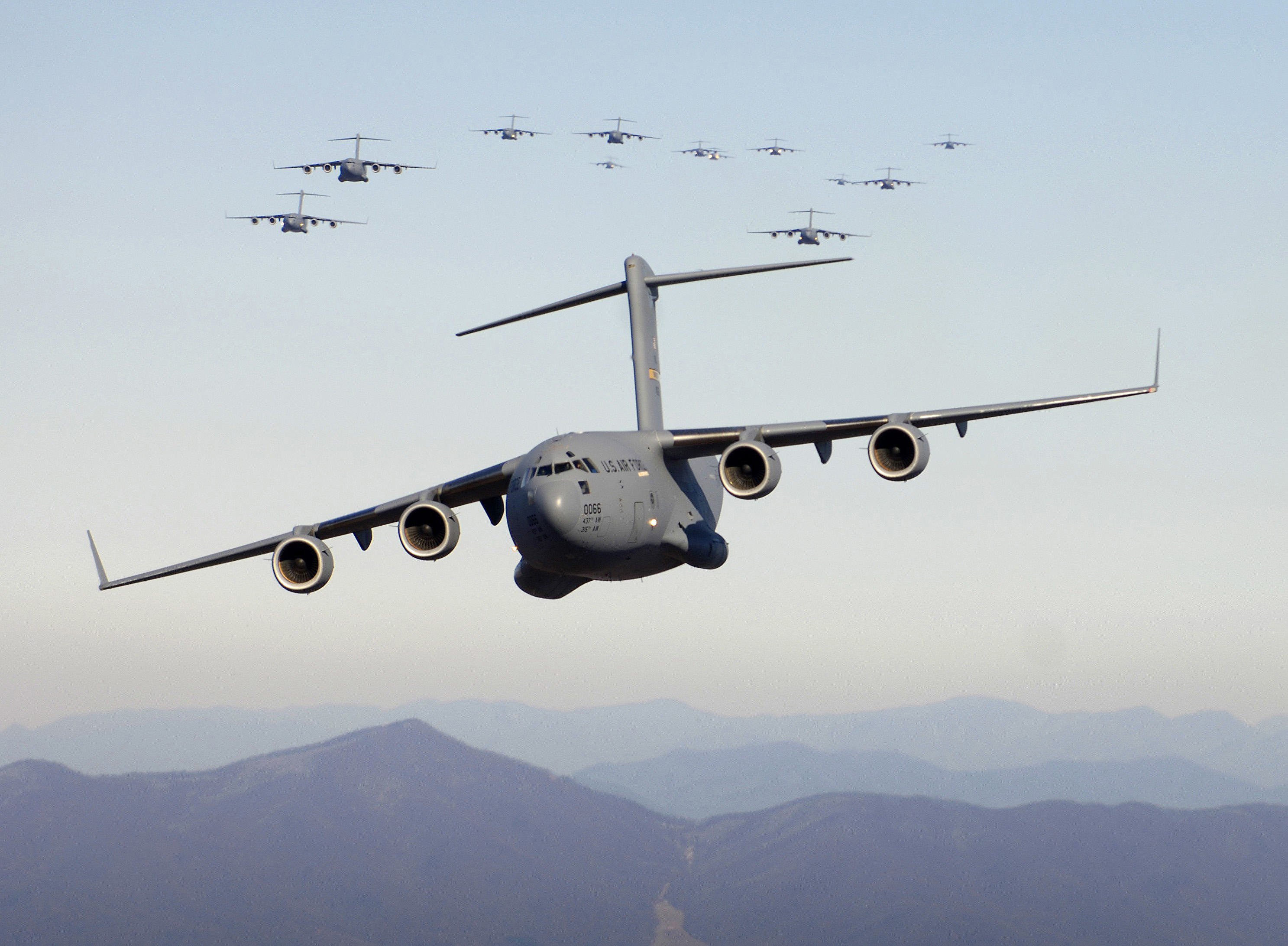 Charleston’s C-17s meeting today’s demanding airlift missions > Joint ...