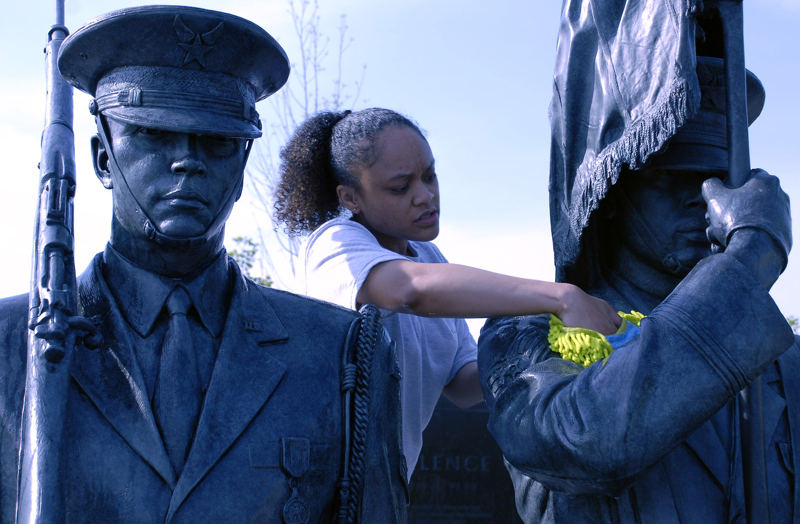 Air Force Memorial Honor Guard Statue