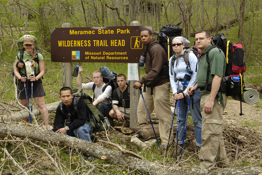 Outdoor Recreation heads to the woods > Scott Air Force Base > News