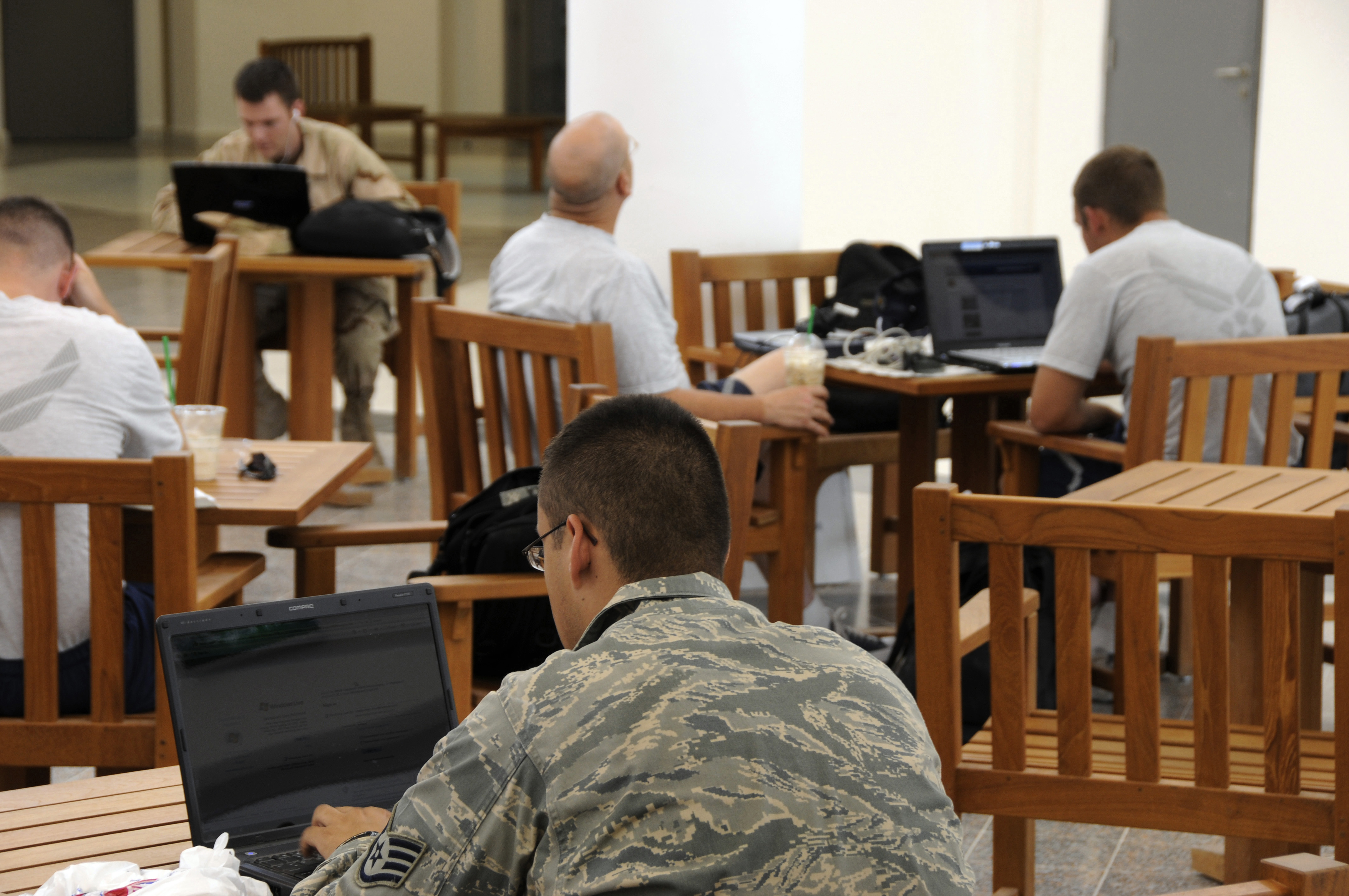 Surfs up: Wireless internet now available > U.S. Air Forces Central ...