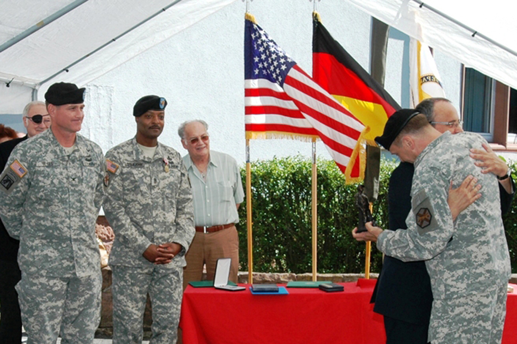 Darmstadt Lord Mayor Walter Hoffmann and the commander of U.S. Army ...