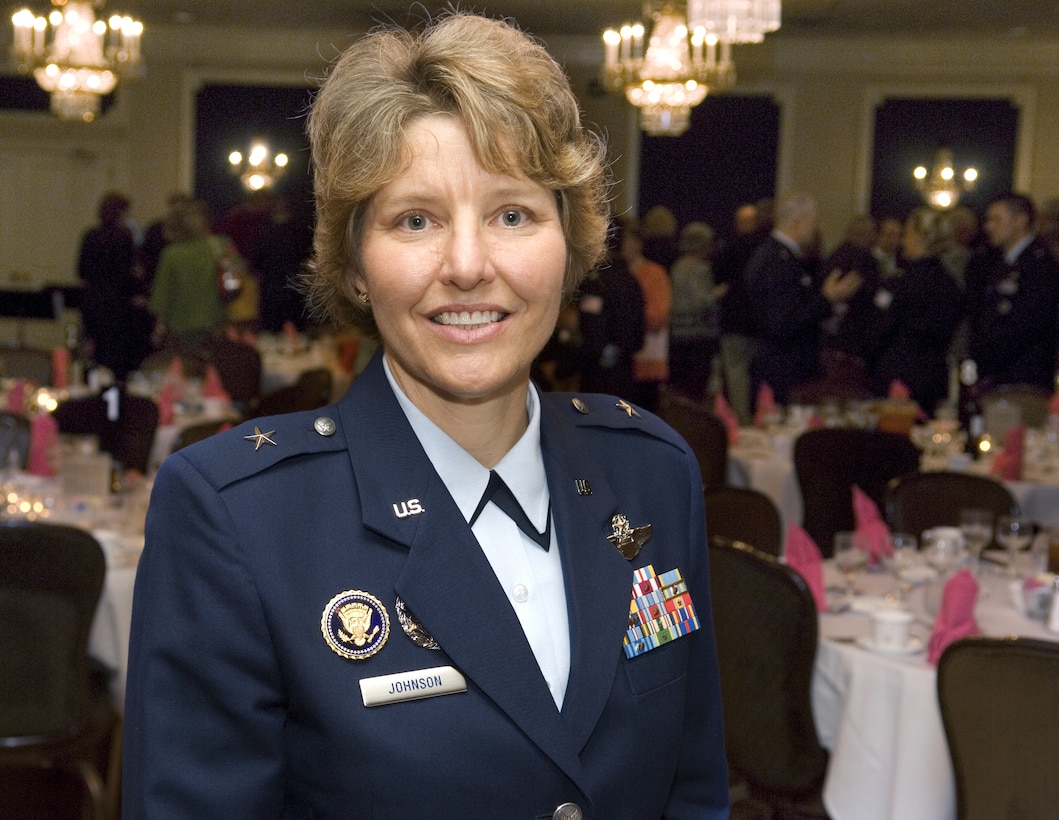 Female leaders from Omaha, Air Force gather at Offutt