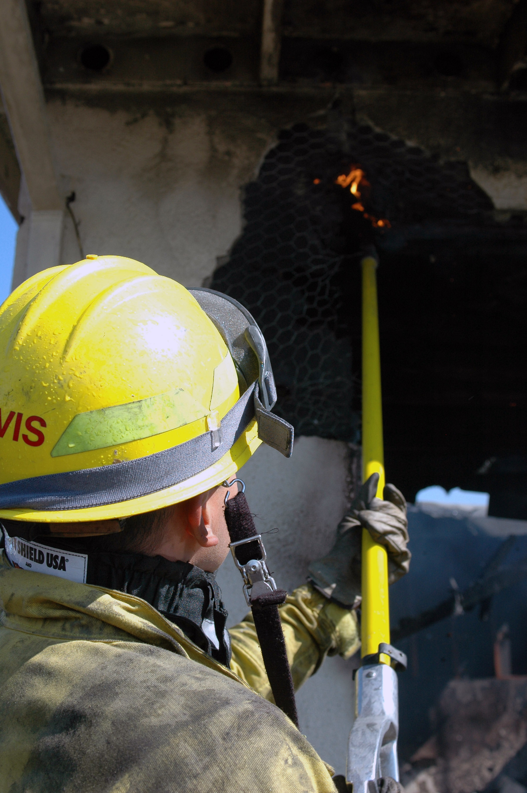 Travis California Firefighters Extinguish Blaze Air Force Article
