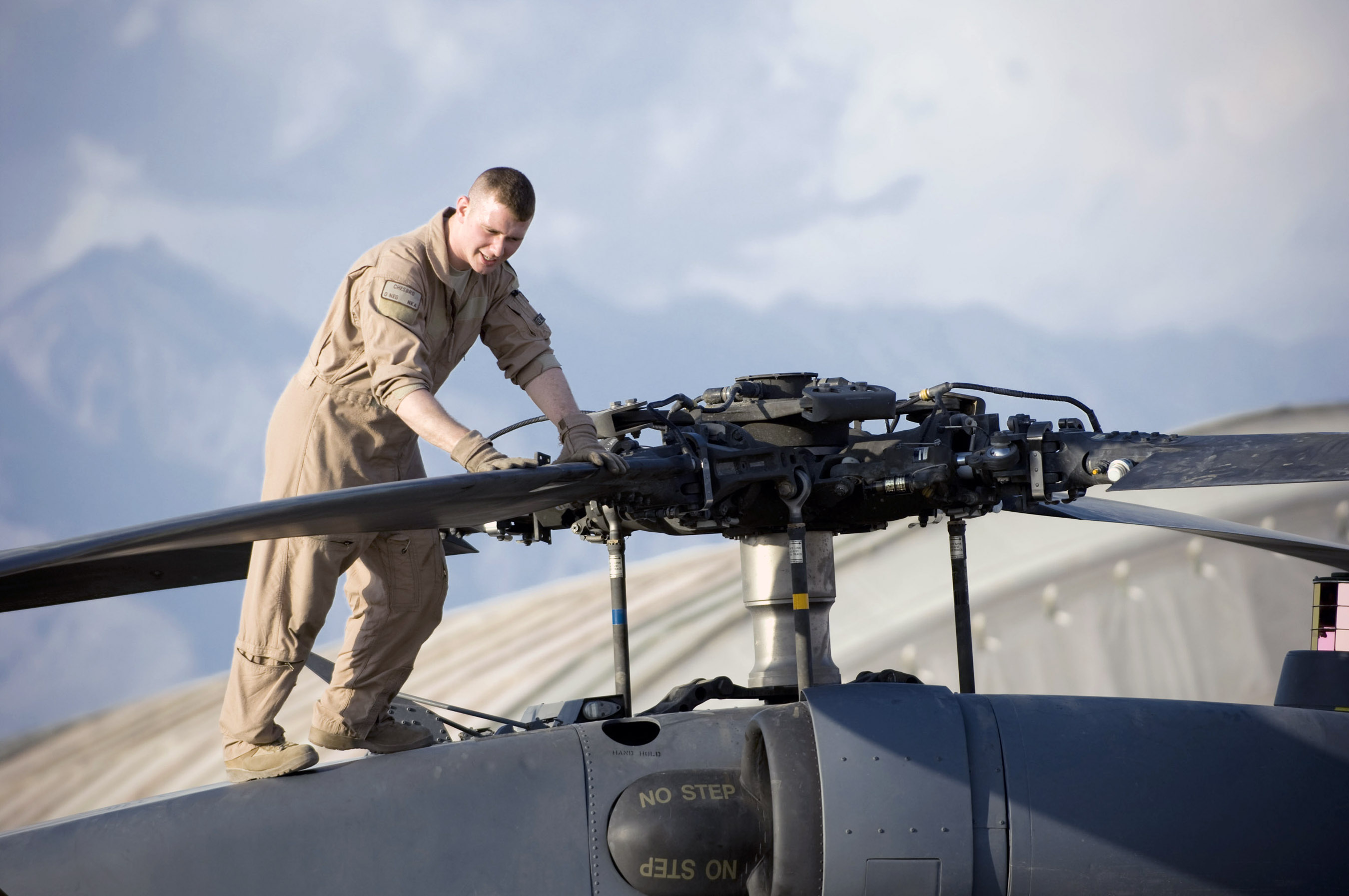Flying with the Pave Hawks > Air Force > Article Display
