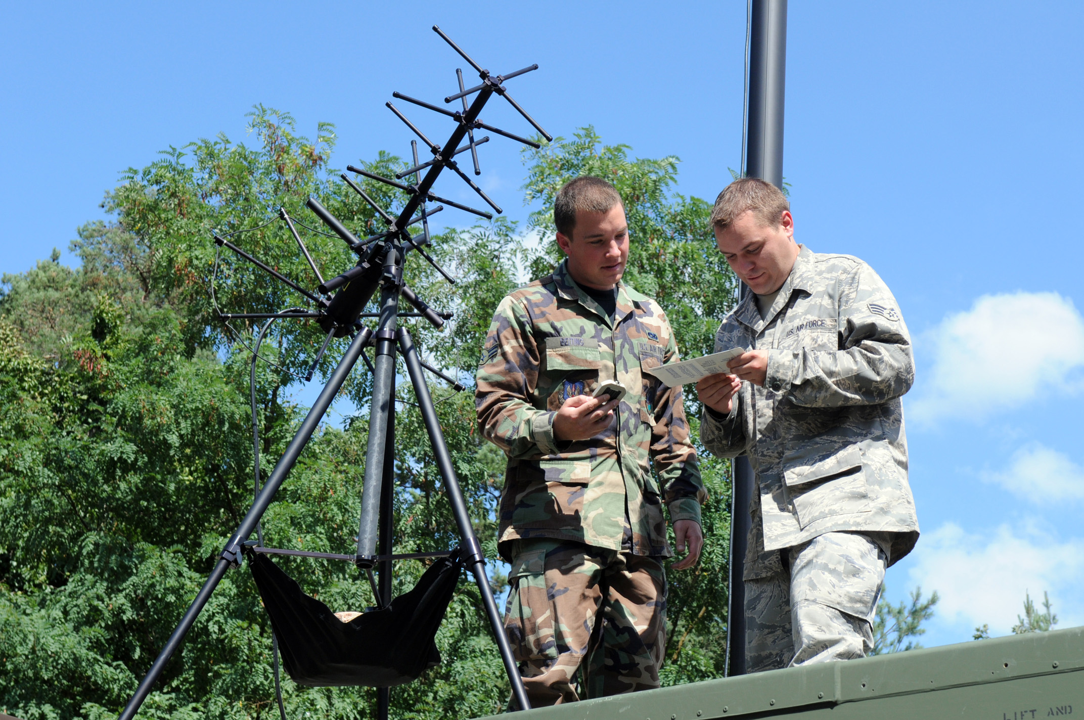 603rd ACOMS maintain ground mobile gateway