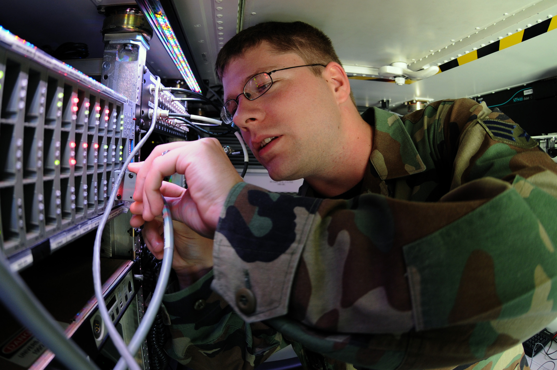 603rd ACOMS maintain ground mobile gateway
