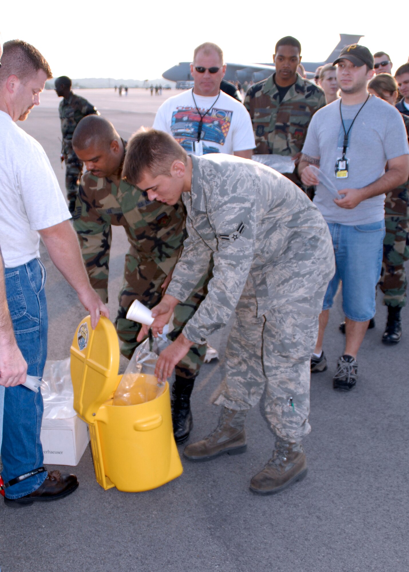 445th Airlift Wing FOD walk > 445th Airlift Wing > Article Display
