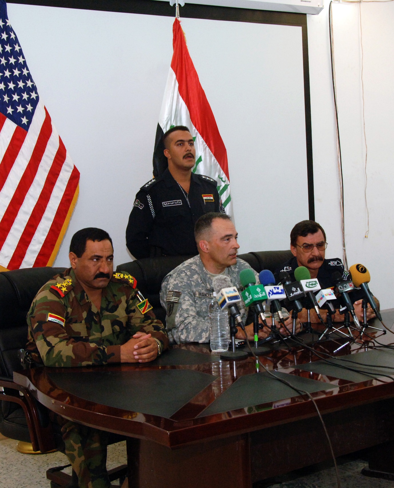 Brig. Gen. Abed Jabir, 32nd Iraqi Army Brigade commander; U.S. Army Col ...