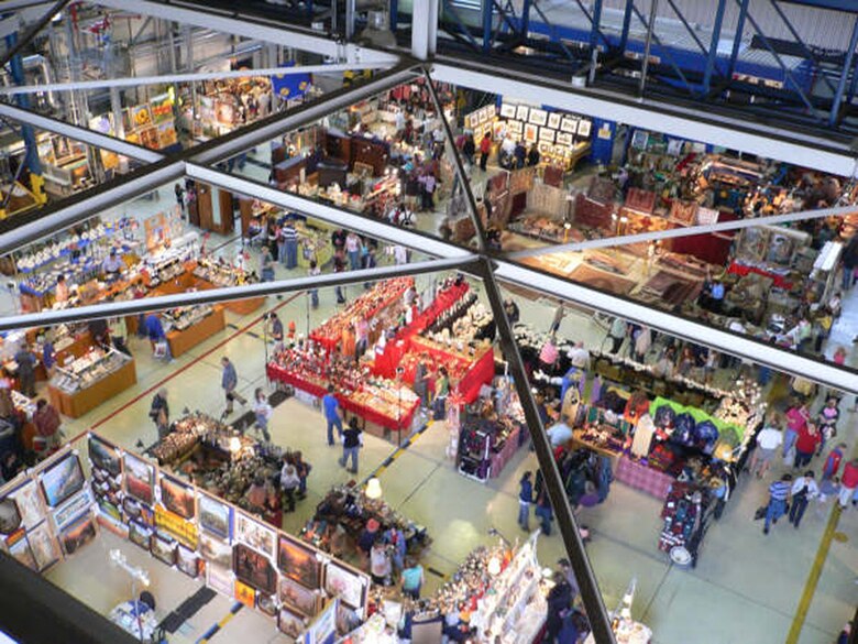 Welfare Bazaar 08 > Ramstein Air Base > Article Display