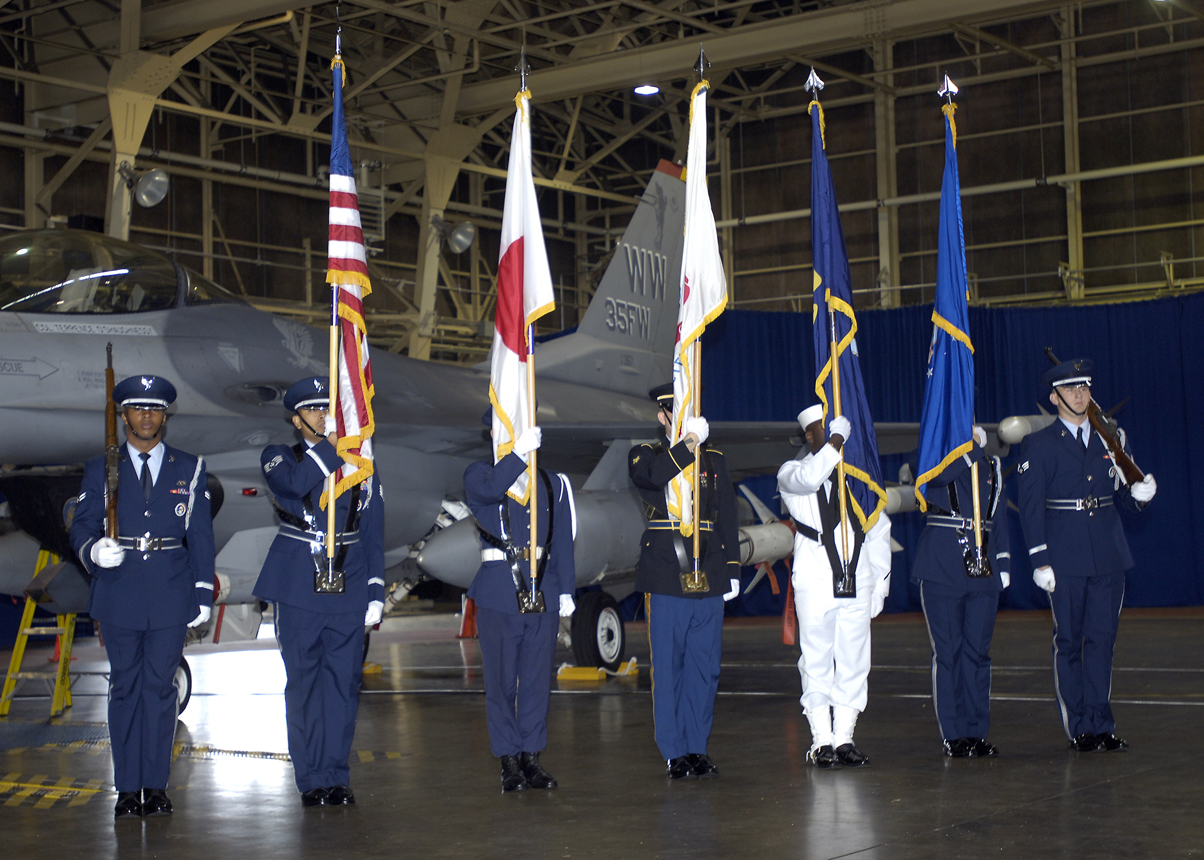 New wing commander takes the reins > Misawa Air Base > Article Display